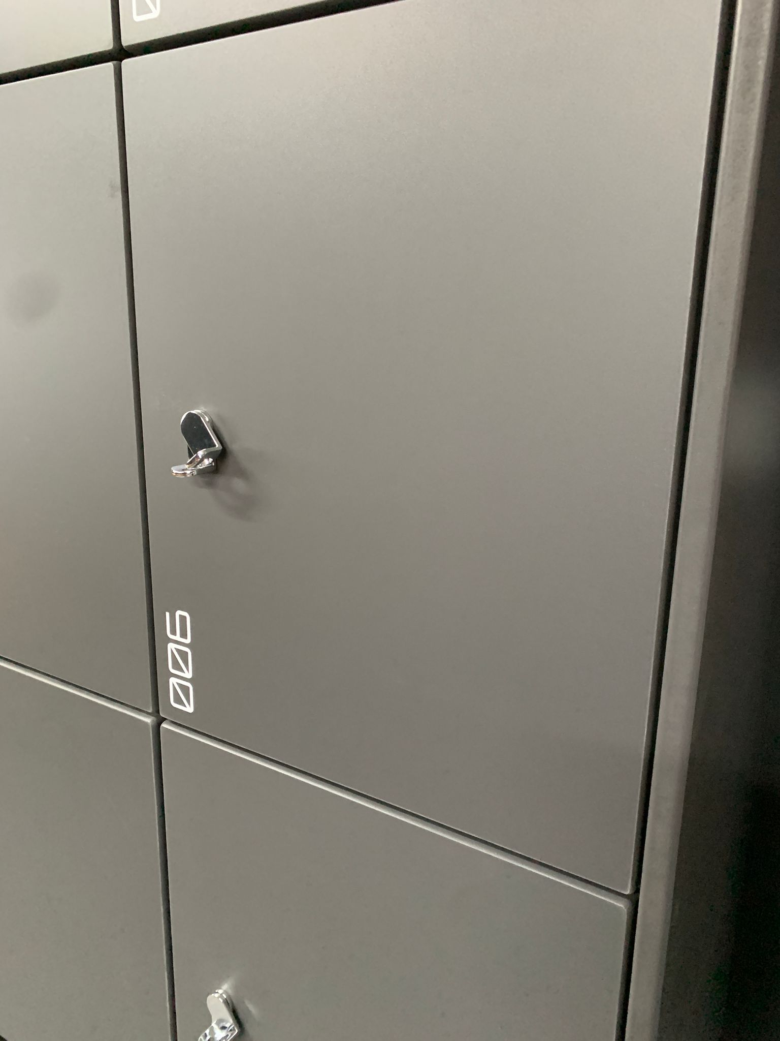 Gym Lockers (8 Door) - Fitness Equipment Ireland | Best for buying Gym ...